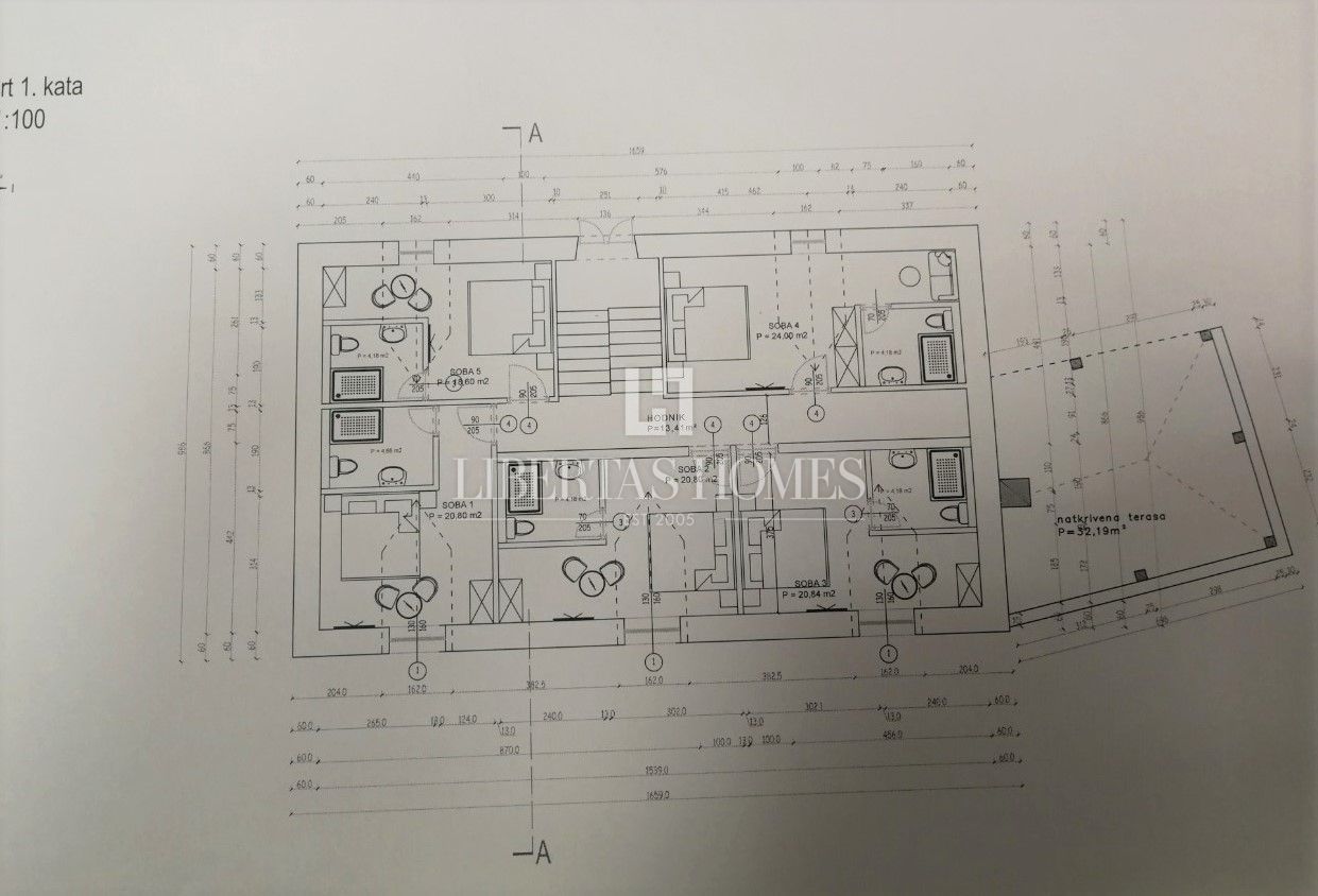 Unique house for multiple tourist purposes with its own waterfront ...